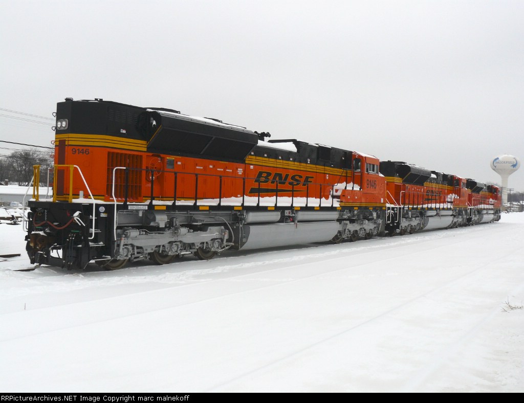 BNSF 9146